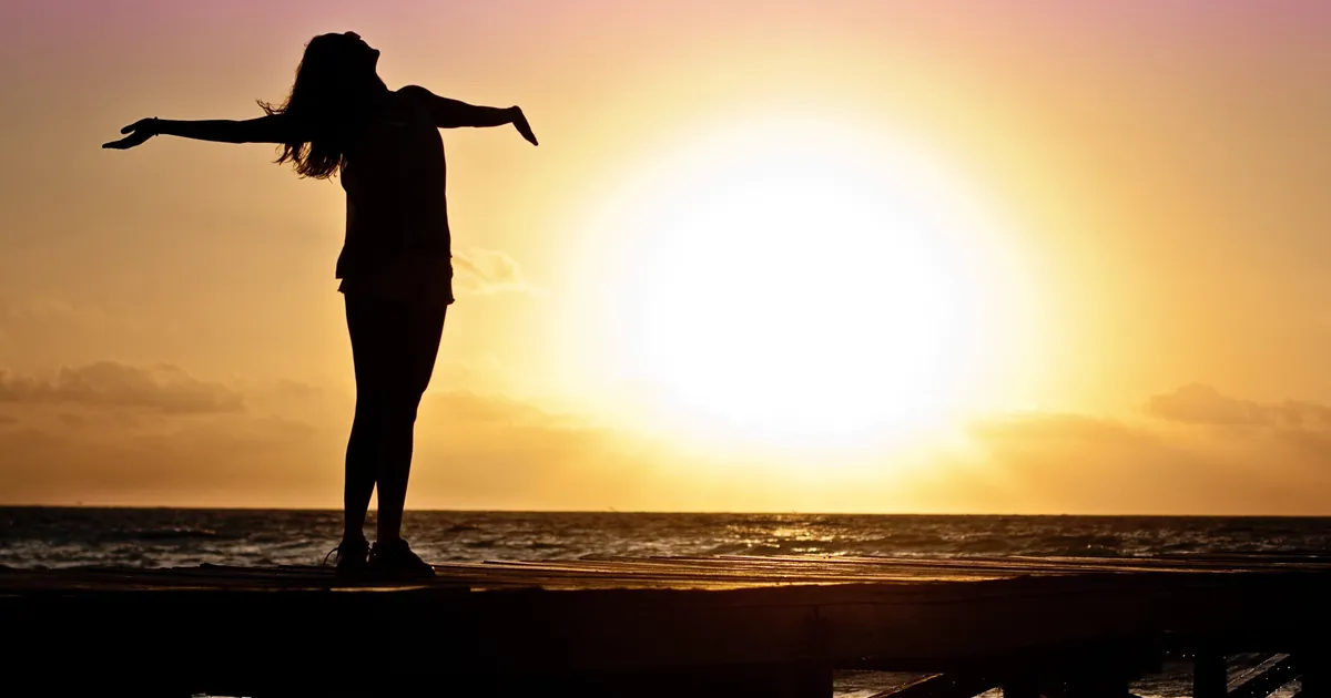 Zo geef je je gelukshormonen zoals dopamine een boost - Meer EO